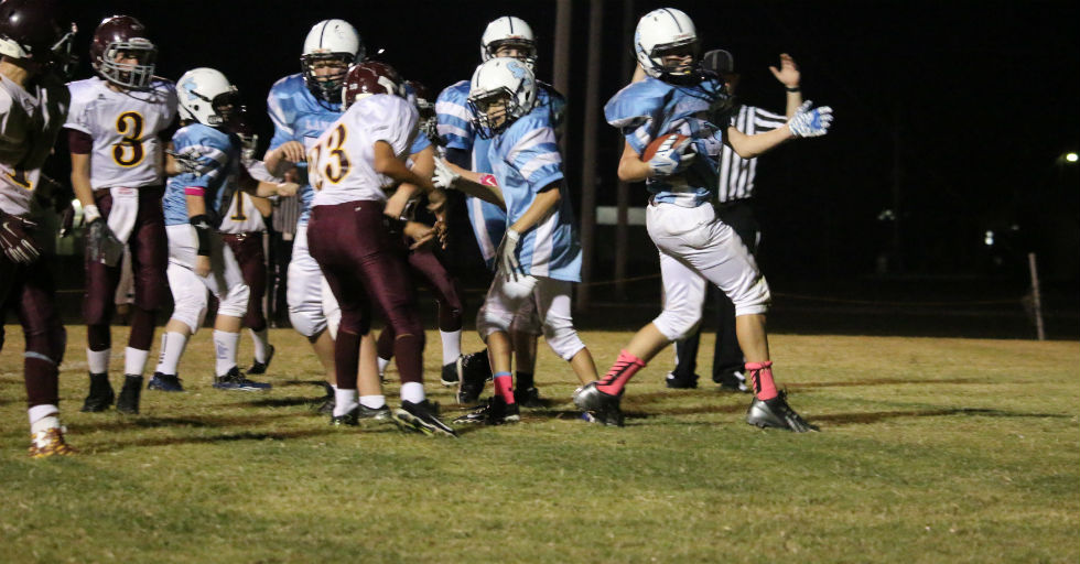 SJHS football hosts Girard (photo gallery) – USD 247 Southeast Lancers