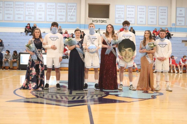 Southeast Basketball Homecoming King and Queen 2021 – USD 247 Southeast ...